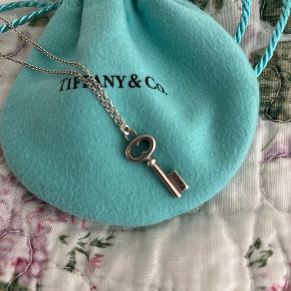 Tiffany & Co. | Jewelry | Tiffany Co Mini Oval Key Pendant Sterling ...